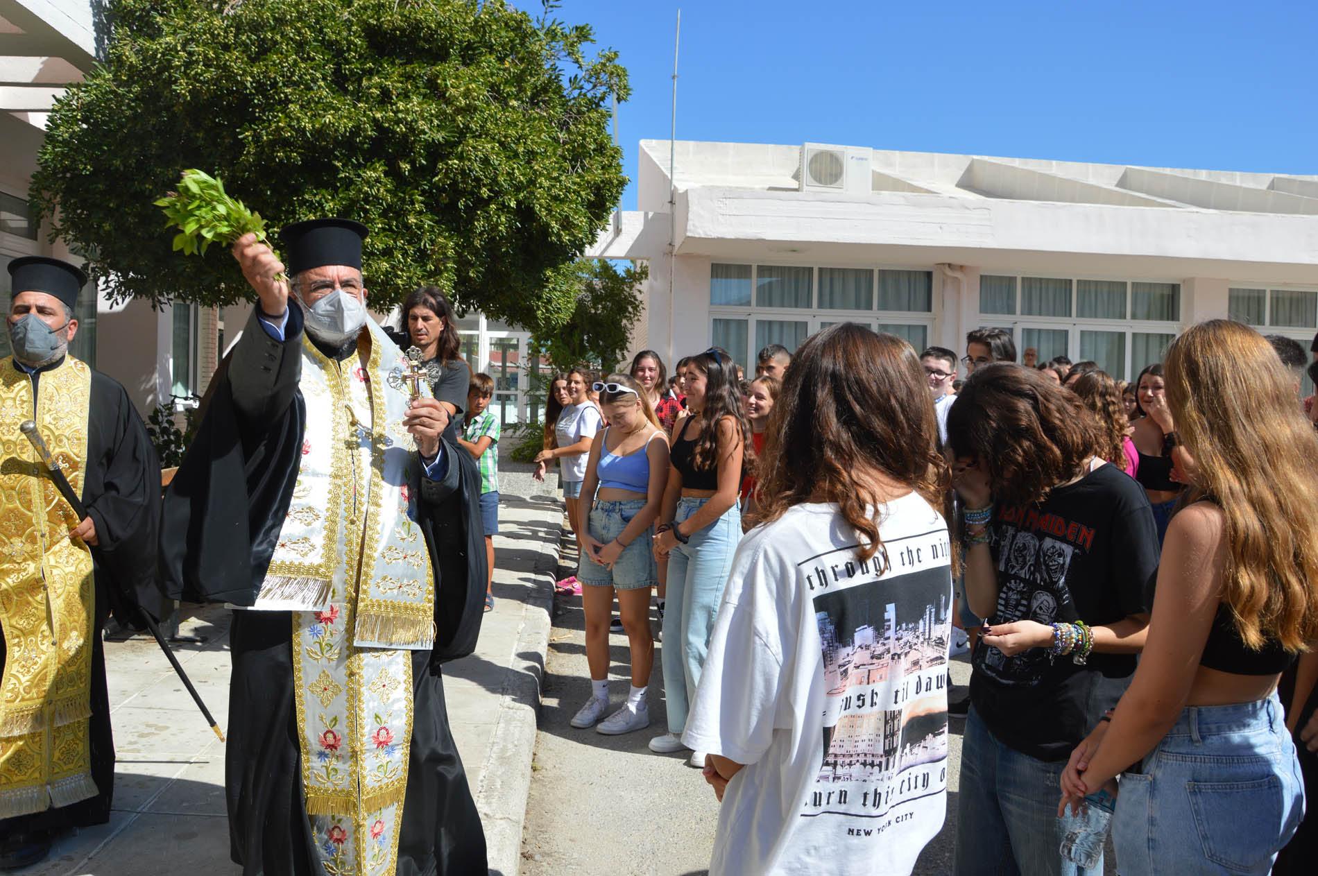 Χτύπησε το πρώτο κουδούνι για τη νέα σχολική χρονιά - vimatisko.gr