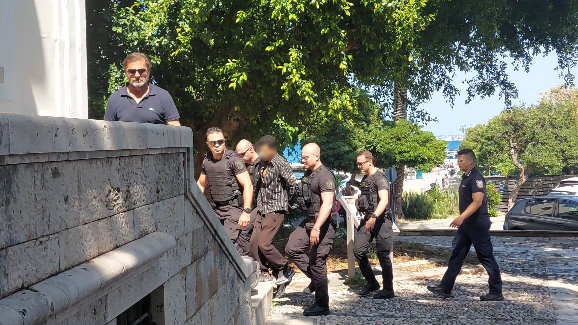 Σύντροφος Αναστάζια: "Ο Μπαγκλαντεσιανός θα τις πουλούσε ναρκωτικά ...
