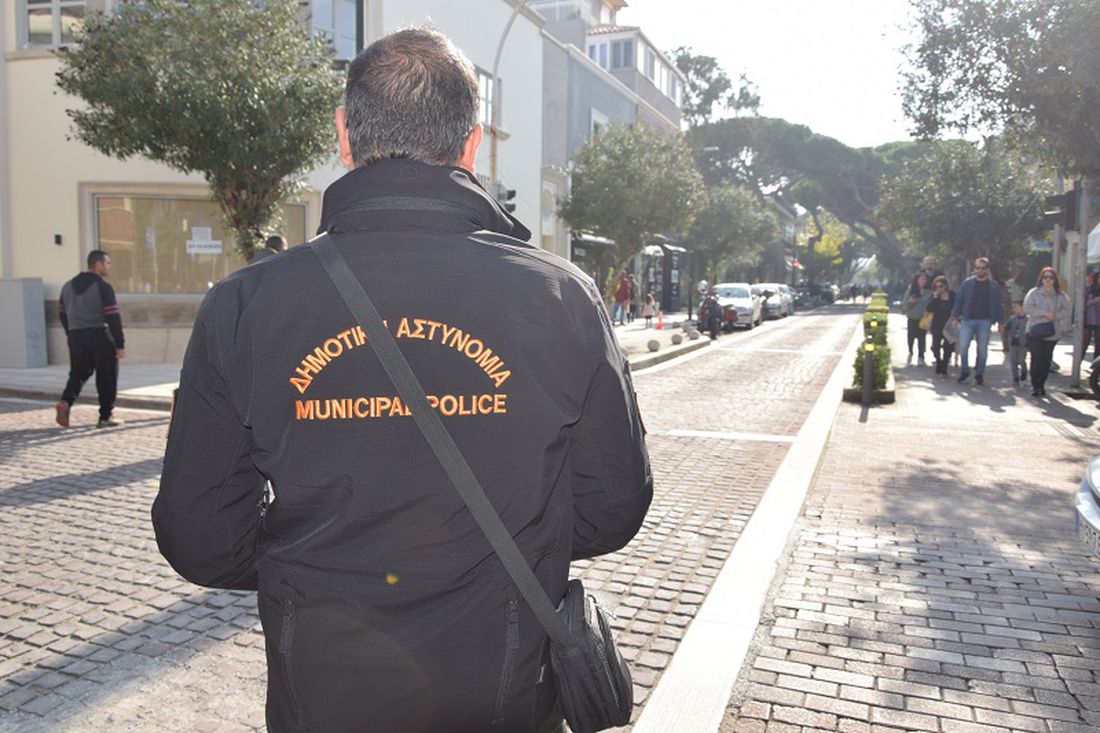 ΕΚΤΟΣ ΕΜΕΙΝΕ Η ΚΩΣ ΑΠΟ ΤΙΣ ΝΕΕΣ ΠΡΟΣΛΗΨΕΙΣ ΔΗΜΟΤΙΚΩΝ ΑΣΤΥΝΟΜΩΝ ...