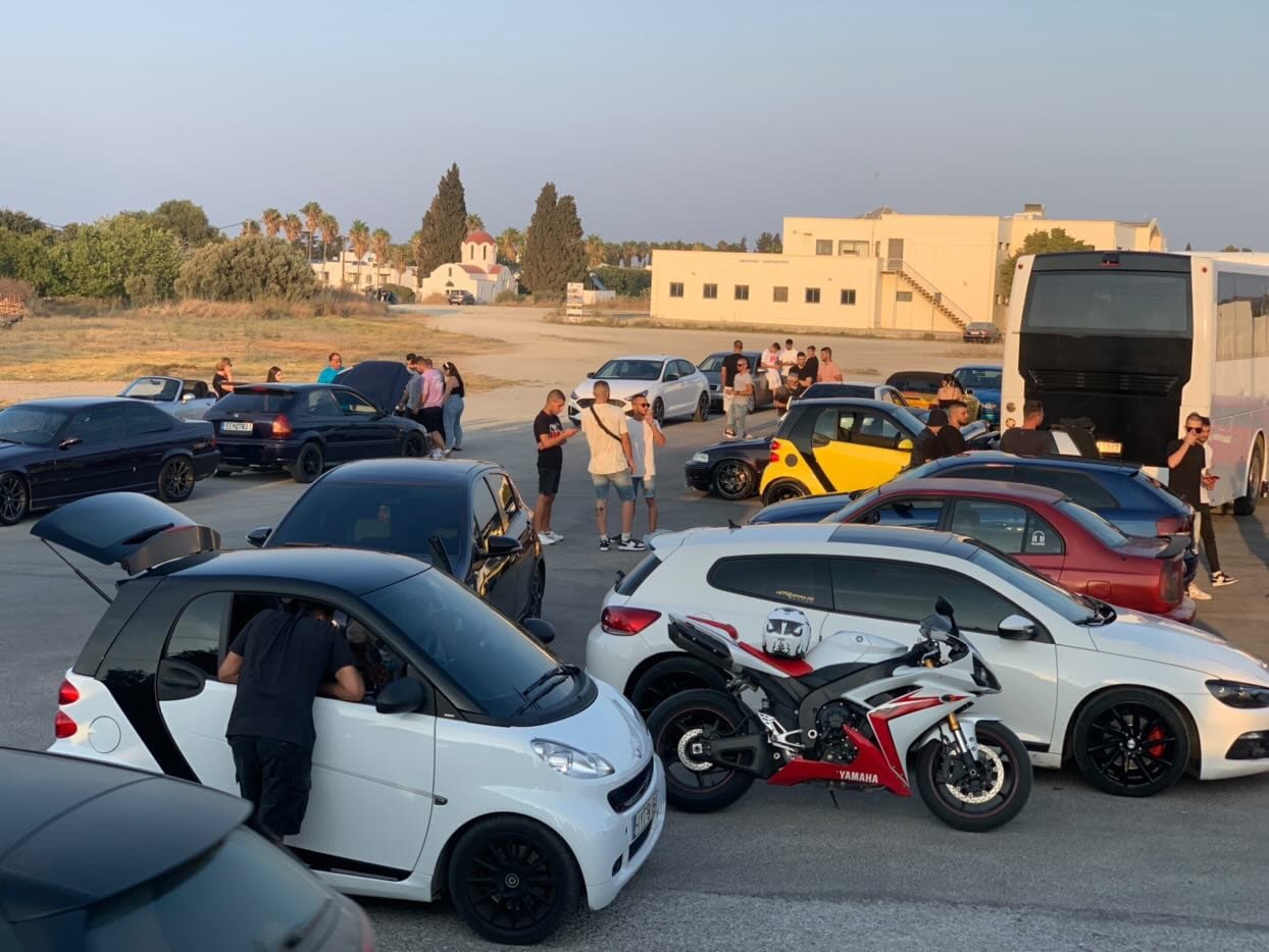 Πορεία οχημάτων στην Κω το απόγευμα της Κυριακής - vimatisko.gr