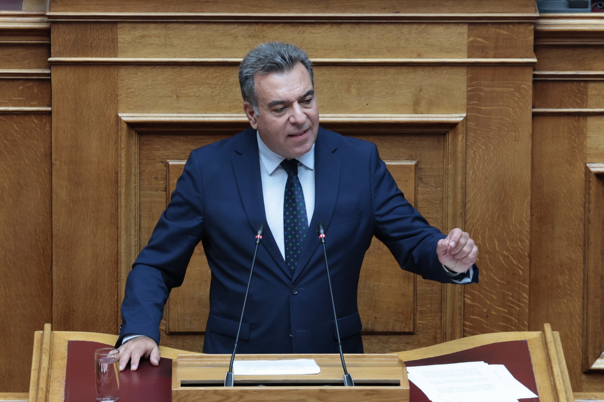 Μ. Κόνσολας: Ότι ισχύει για τον αιγιαλό και την παραλία στην υπόλοιπη ...