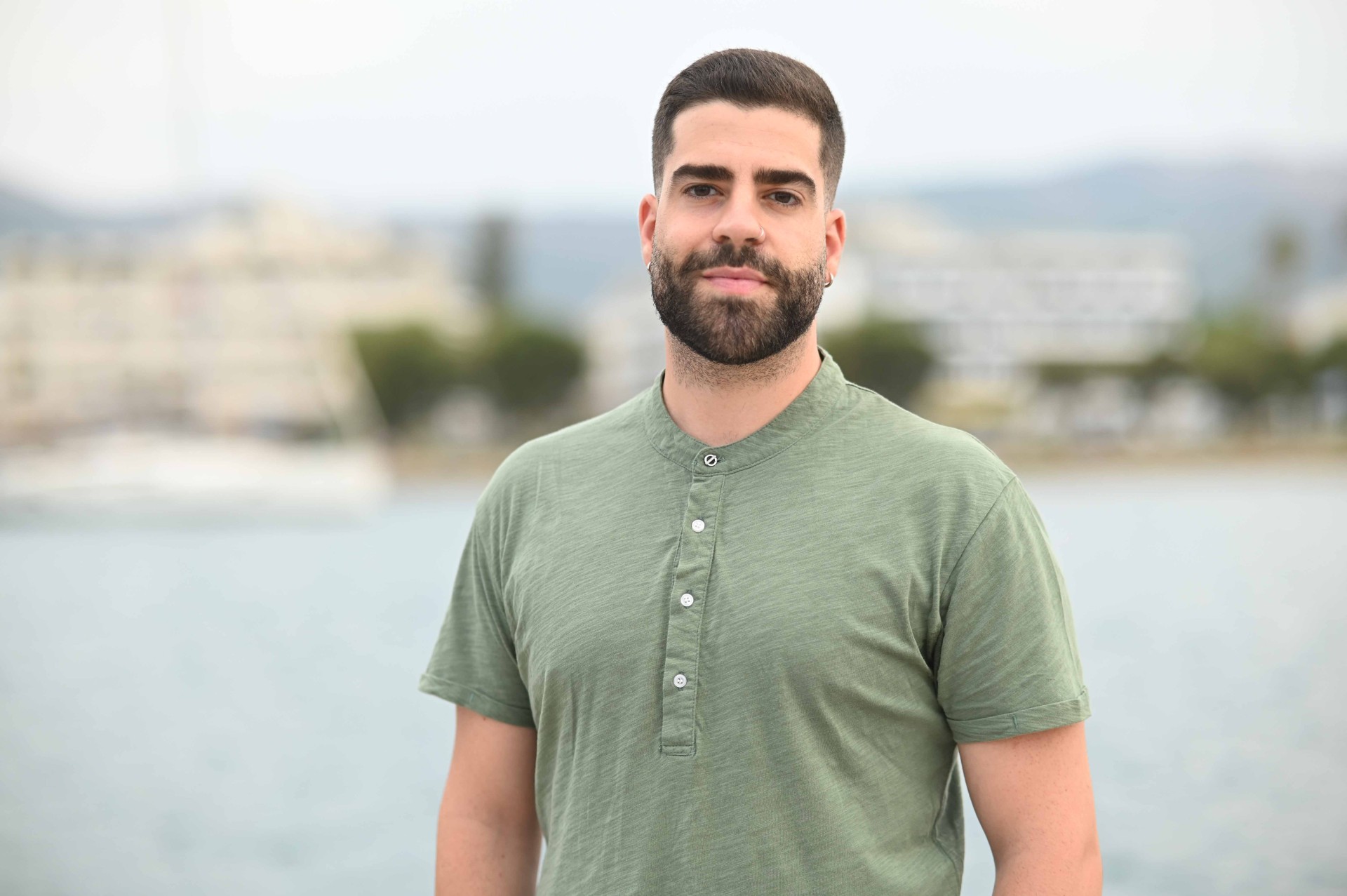 Γ. Χασαπλαδάκης: Το θέατρο του παραλόγου! - vimatisko.gr