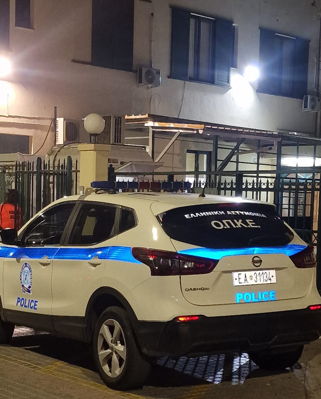 Άγριος καβγάς ανάμεσα σε υπευθύνους παραλιακών καταστημάτων στην Κω ...