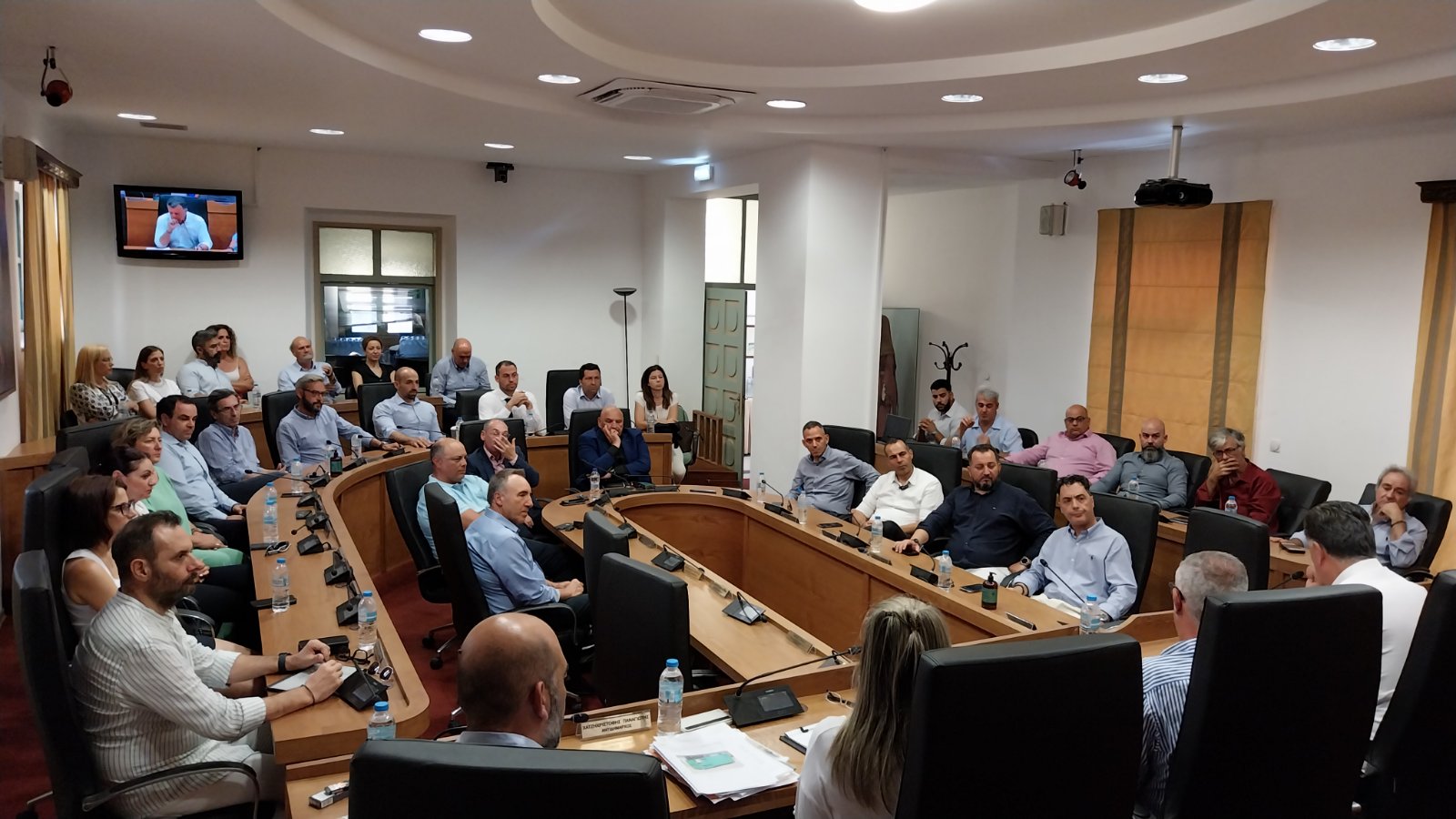 Σε κλίμα συνεργασίας η συνάντηση του Δημάρχου με τους διευθυντές ...