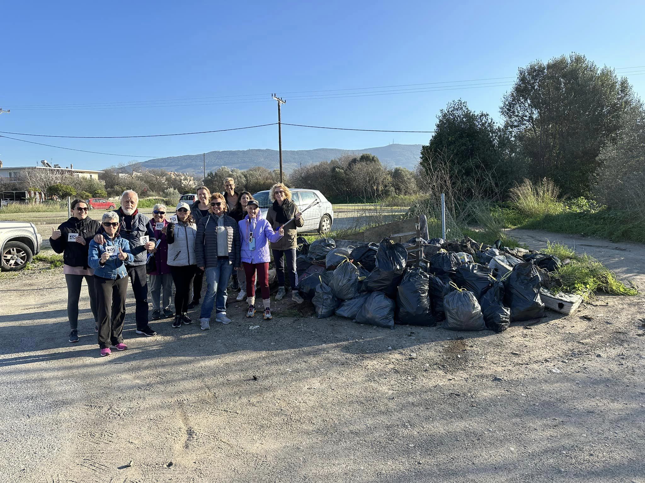 “Kos We Care”: Συνέλλεξαν 27 σακούλες σκουπιδιών σε λιγότερο από μία ώρα… - vimatisko.gr