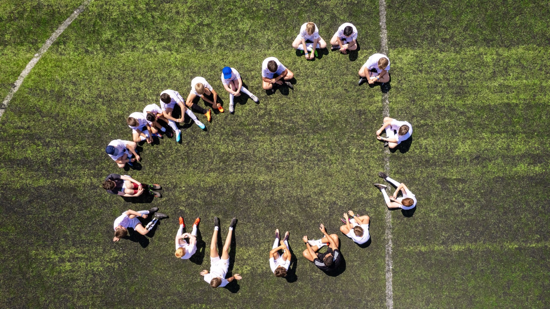 Η ποδοσφαιρική εμπειρία του καλοκαιριού σε Κρήτη και Κω από τον Όμιλο Mitsis σε συνεργασία με το ...