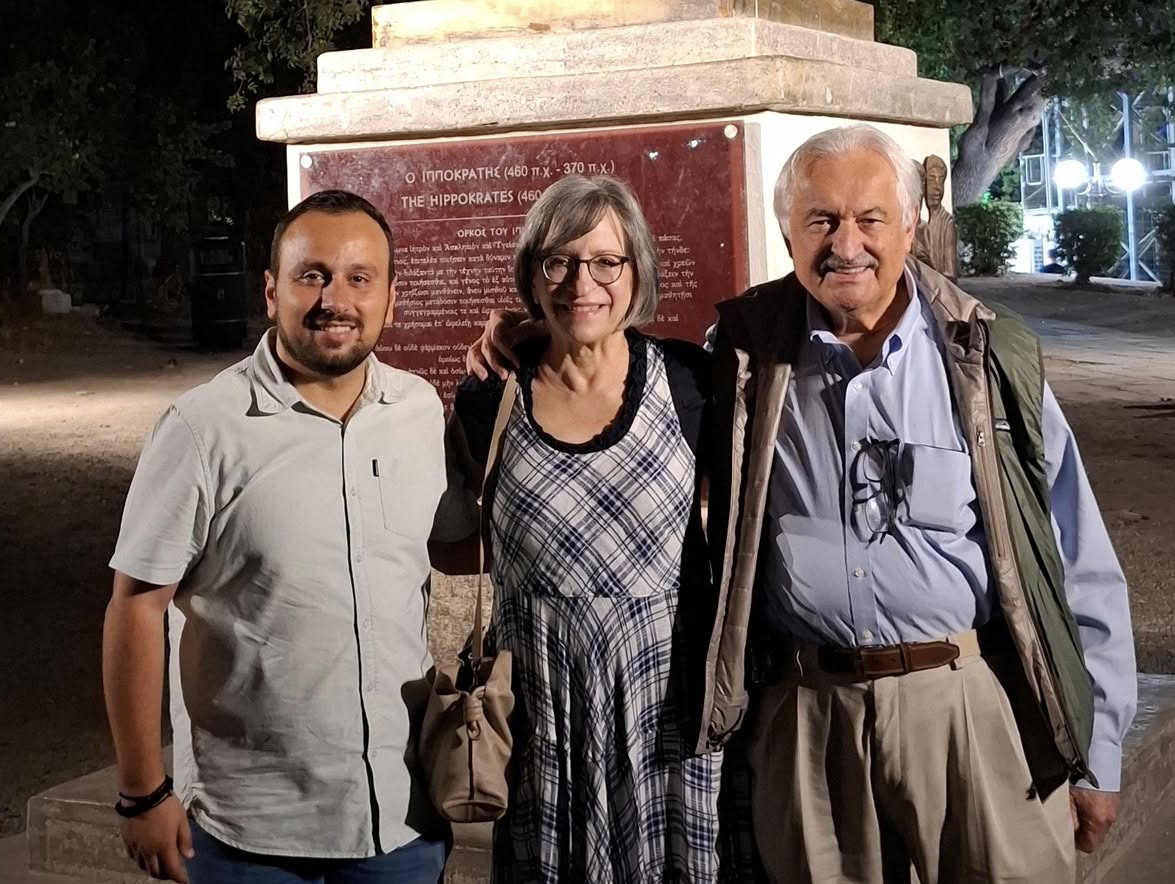 X. Nαβροζίδης: Ο δωρητής του αγάλματος του Ιπποκράτη κ. Δημήτρης ...