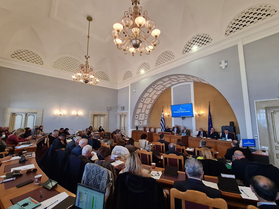 Ψηφίστηκε η οικονομική ενίσχυση των 200 ευρώ στους υπαλλήλους της ...