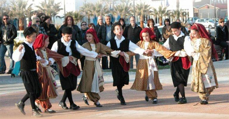 ΧΟΡΕΥΤΙΚΗ ΠΑΡΑΣΤΑΣΗ ΤΟΥ ΛΥΚΕΙΟΥ ΕΛΛΗΝΙΔΩΝ ΚΑΡΔΑΜΑΙΝΑΣ ΓΙΑ ΤΗΝ 7η ...