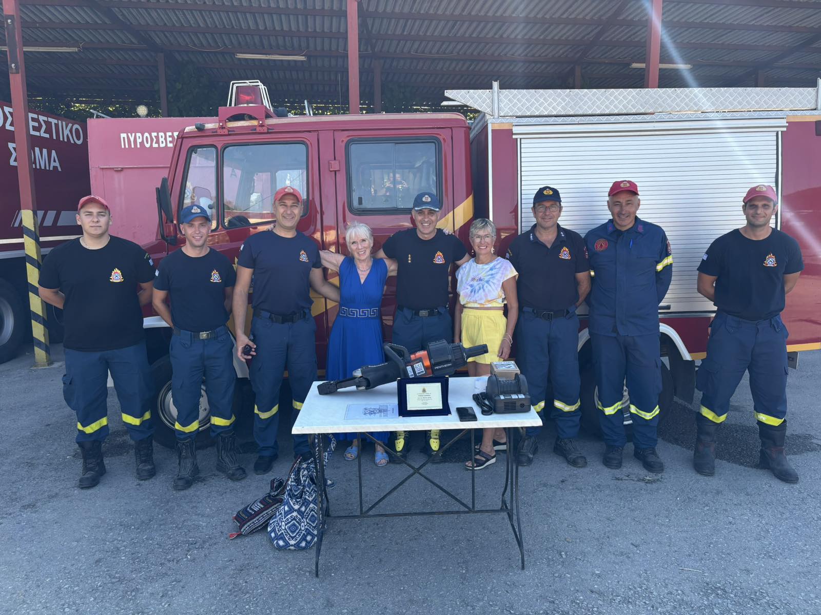 Ευχαριστήριο της Πυροσβεστικής Κω στην κ. Marion Jarvis για την δωρεά διασωστικού εξοπλισμού ...