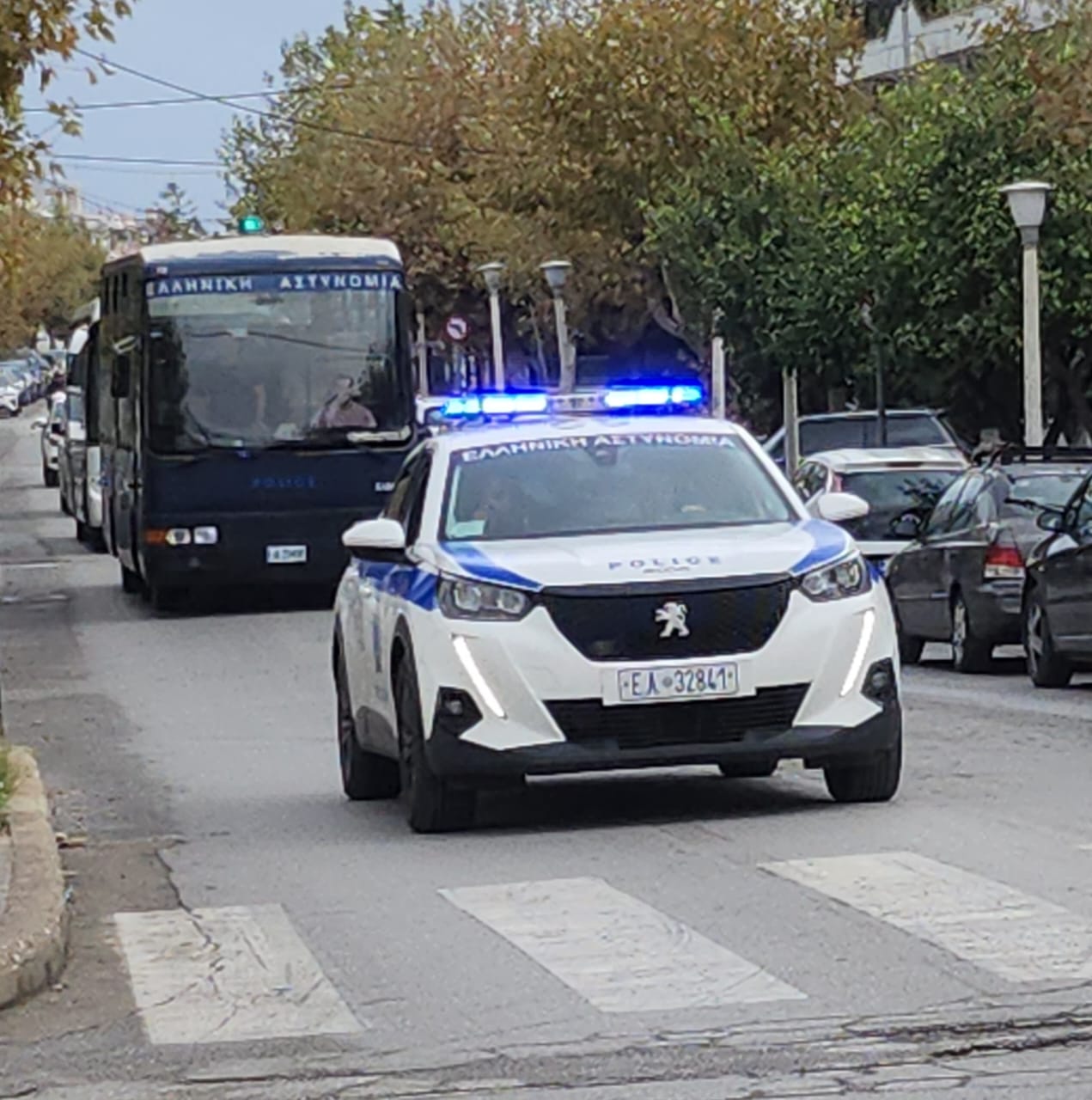 58 μετανάστες μεταφέρθηκαν από την Κάρπαθο στην Κω και 40 αποβιβάστηκαν ...